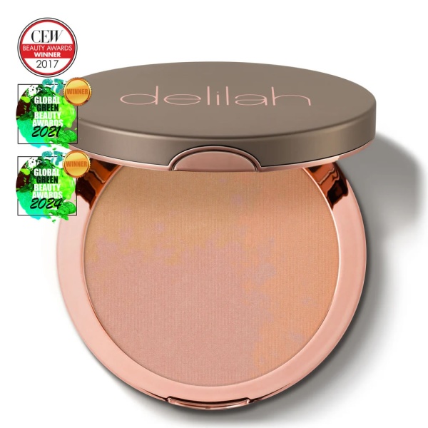 Delilah Pure Light Illuminating Powder - scentubeauty.co.uk