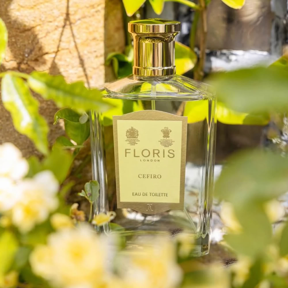Floris Cefiro Fragrance Powder 100g - scentubeauty.co.uk