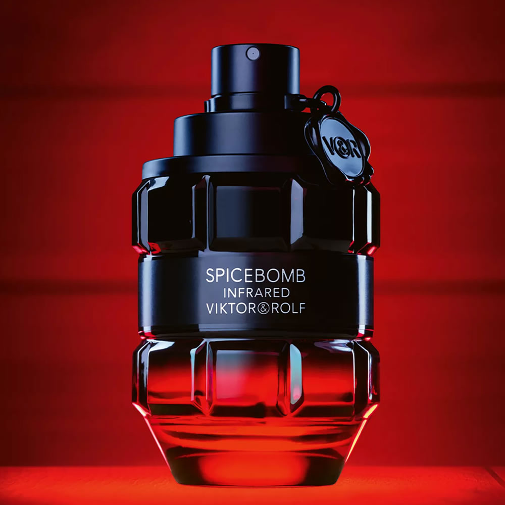 Viktor & Rolf Spicebomb Infrared EDP 90ml - scentubeauty.co.uk